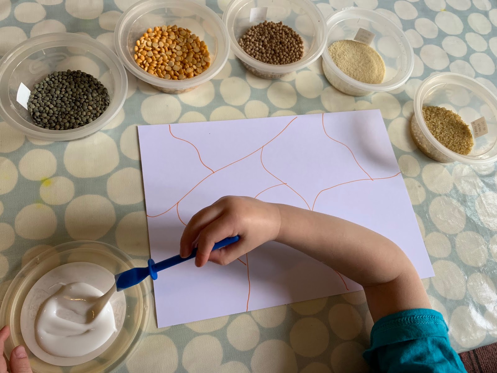 Sensory Gluing Activity For Toddlers And Preschoolers Counting To Ten Sensory Gluing Activity For Toddlers And Preschoolers Counting To Ten