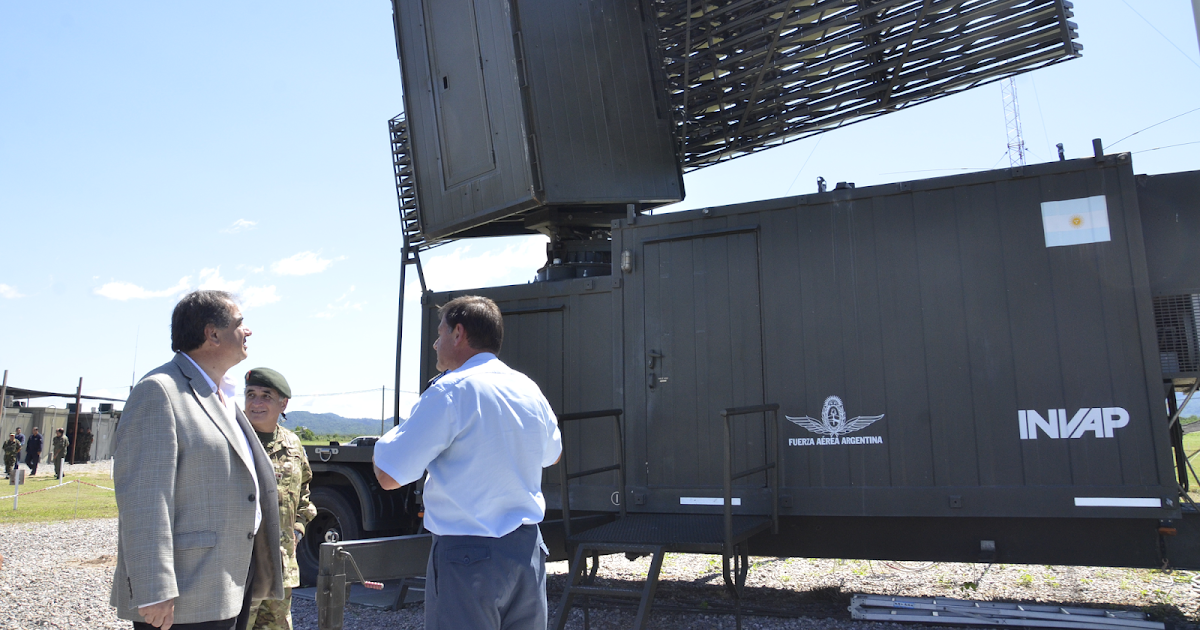desarrollo defensa y tecnologia belica: Martínez supervisó el funcionamiento de los radares en ...