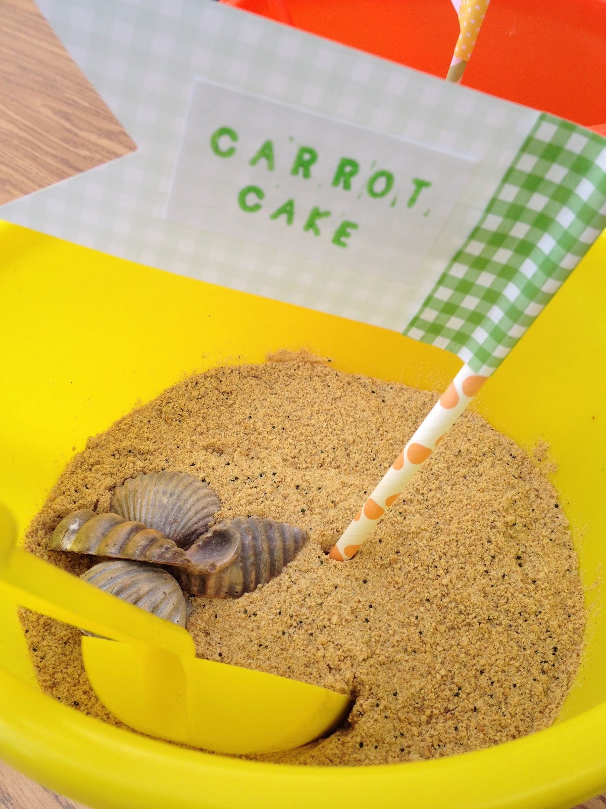 The Sweetest Summer Cake ~ Beach Bucket Cake Tutorial | DIY | Before It ...