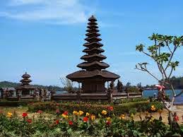 Bali Free Information: Meru Meaning In Temple For Hindu Society