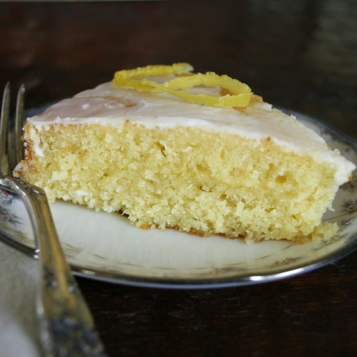 Mama Me Gluten Free: Fresh-Squeezed Lemon Cake