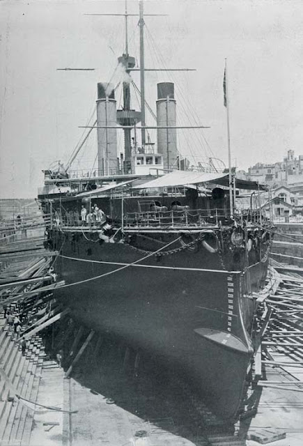 I Must Go Down to the Sea Again.....: Dry Dock and Marine Fouling