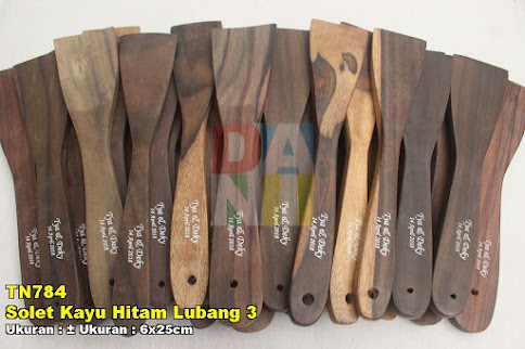 Solet Kayu Hitam Lubang 3 | Souvenir Pernikahan