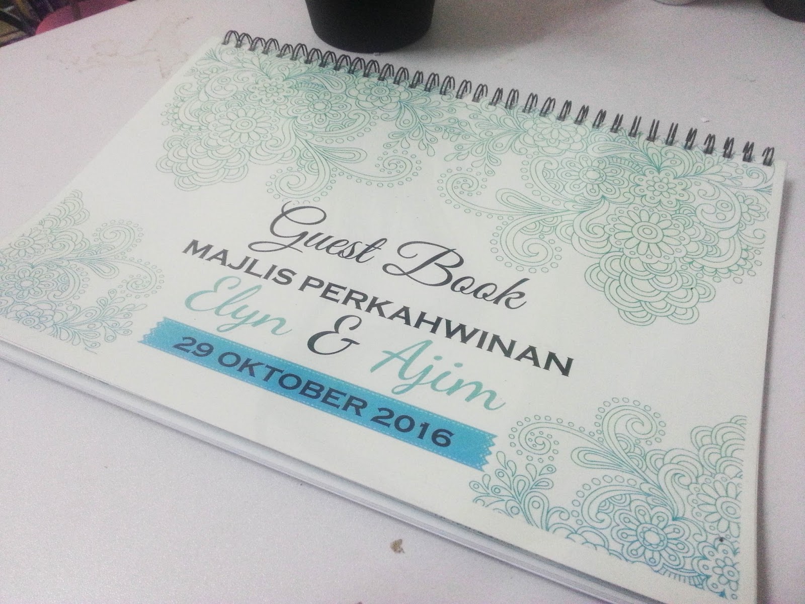 Tempahan Wedding Guest Book dari bakal pengantin Elyn & Ajim bertemakan ...