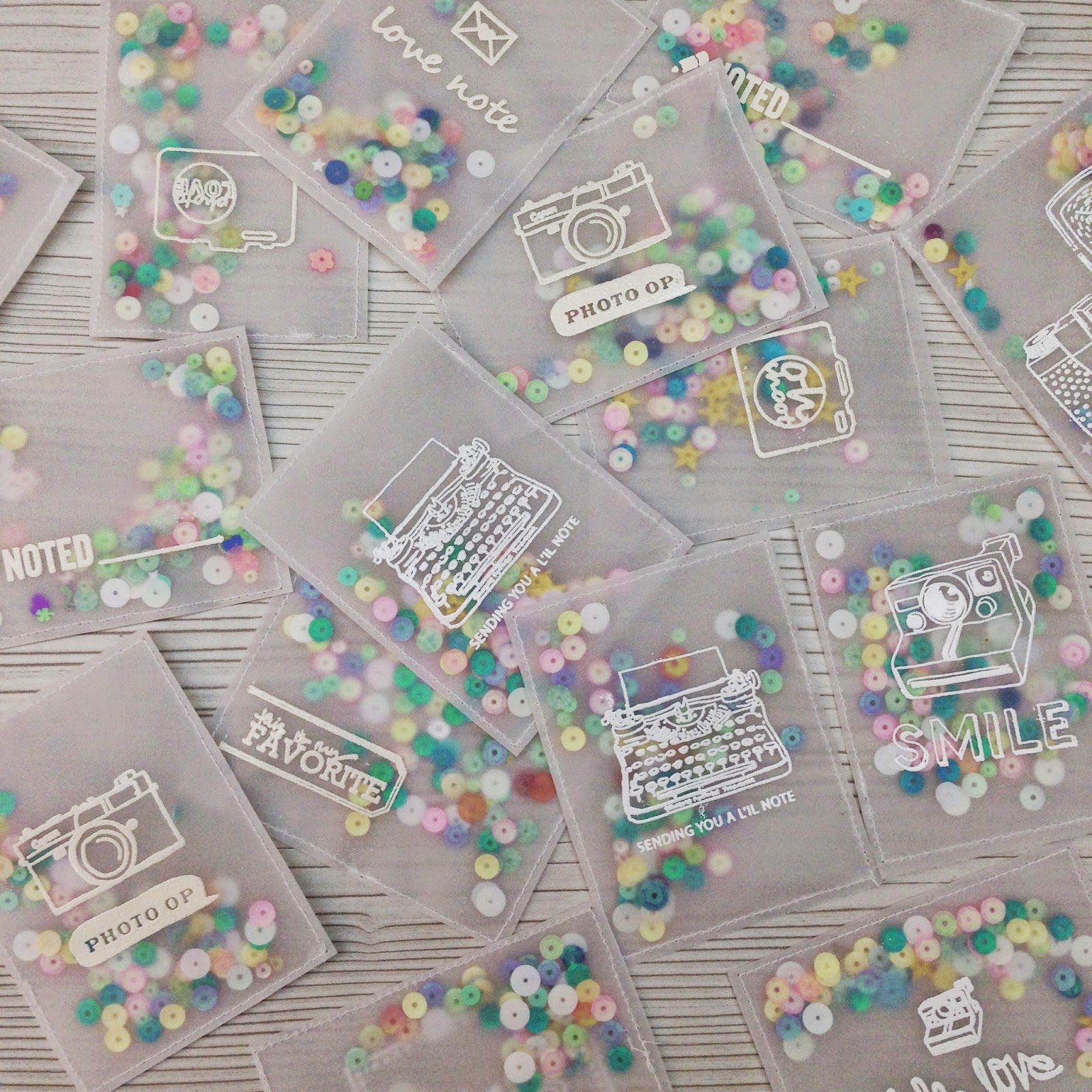 Happiness is Scrappy: Layout⎪Sequin Pockets and XoXo *Evalicious*