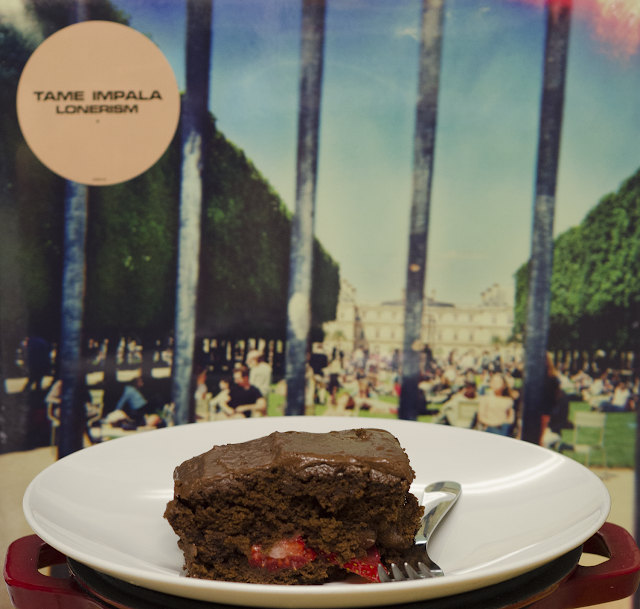 At This Volume: Baking Experiments: Super Easy Chocolate Cake!