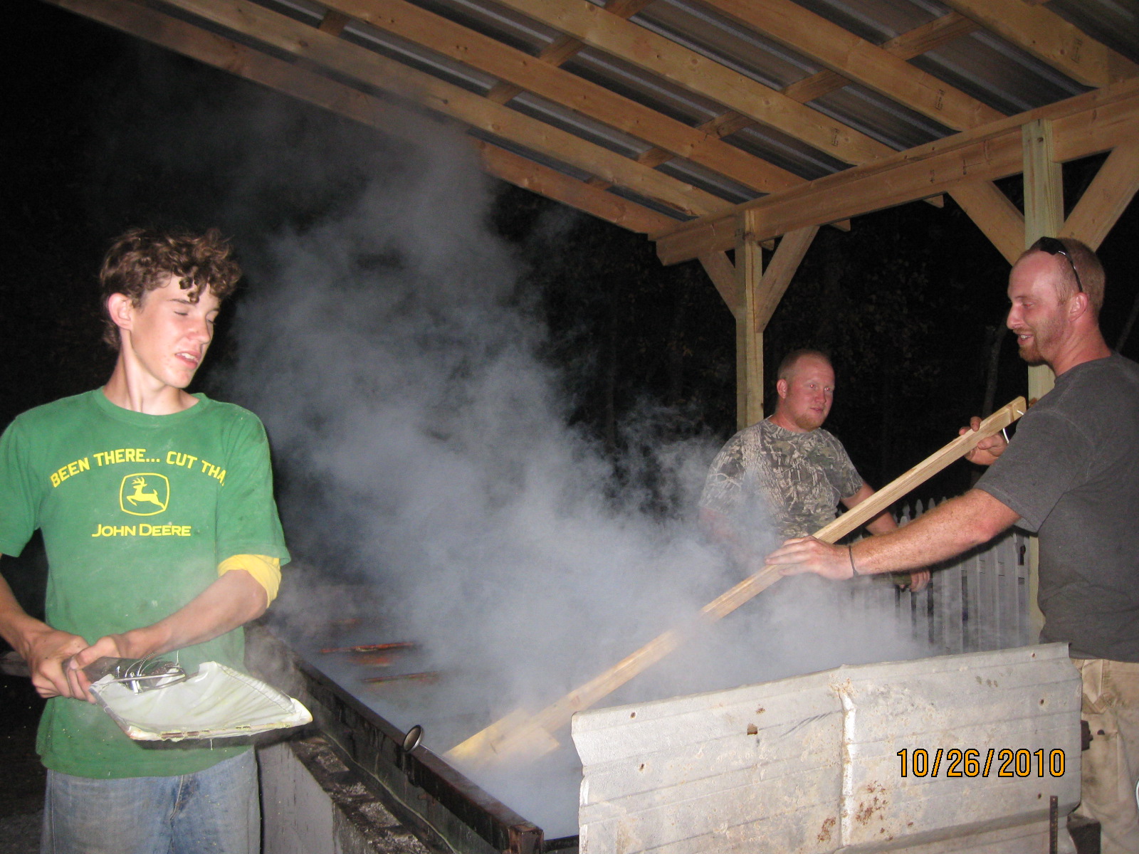 A Baker's Dozen Barnhouse News: The Corn Crib