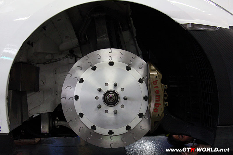 Super Taikyu Nissan GT-R Brakes and Cooling - 2009gtr.com