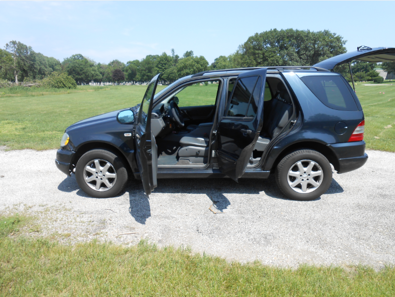 5600 Cars: 1999 MERCEDES ML430
