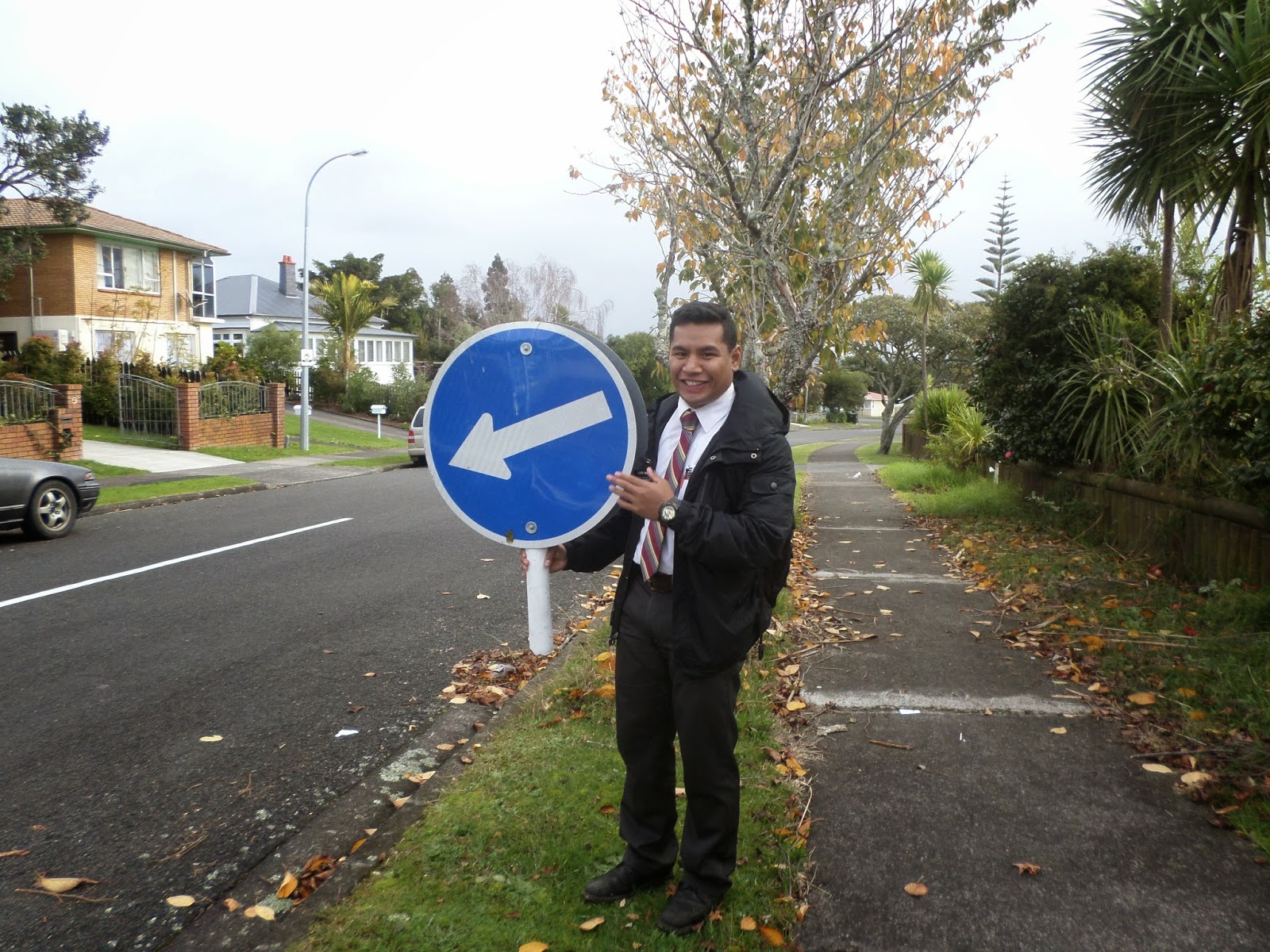 Behold! A Royal Army: Elder Almen Thorpe - Working Hard