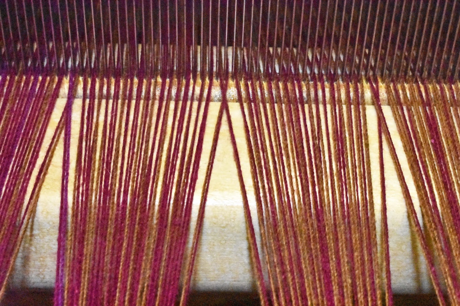 Tangible Daydreams: A tip for tying onto the front apron rod in weaving