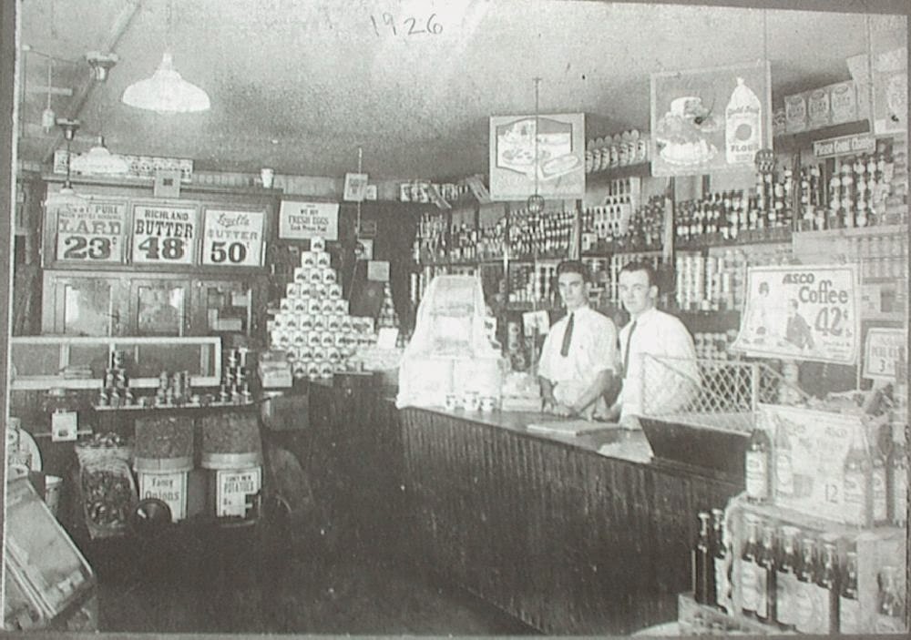 Old Chesapeake City and the C&D Canal: Two Old American Stores