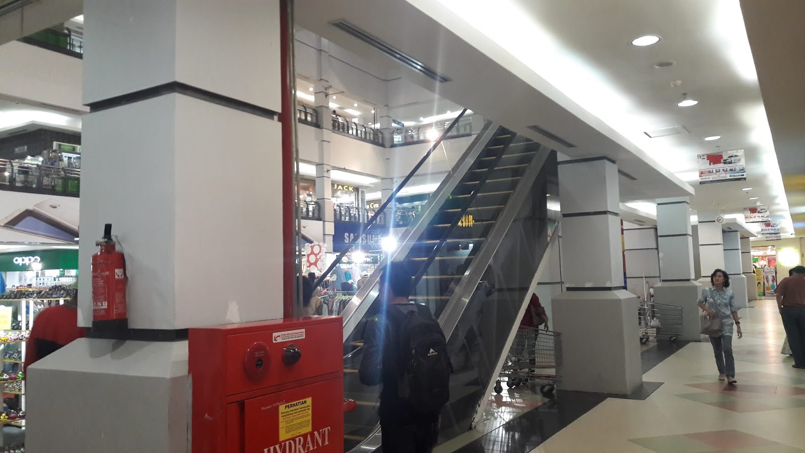 Advertising Indonesia: Profil Mall Palembang Square