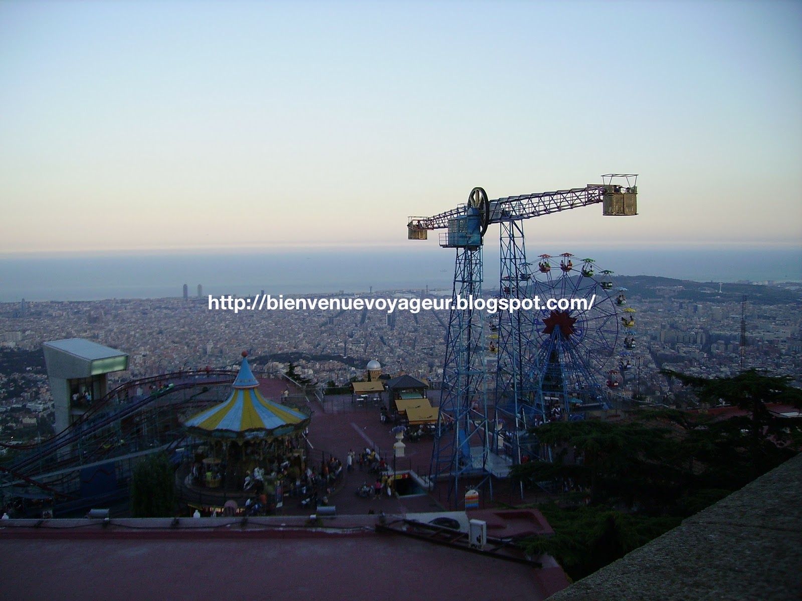 Bienvenue Voyageur : Parque de atracciones Tibidabo, Barcelona