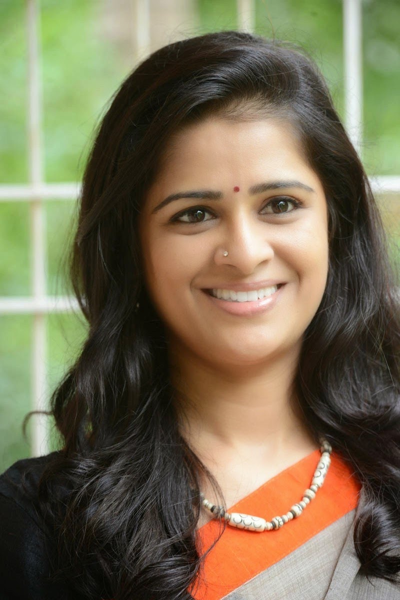 South Actress Satya Krishna Latest Photos - MOVIEEZREEL.BLOGSPOT.COM