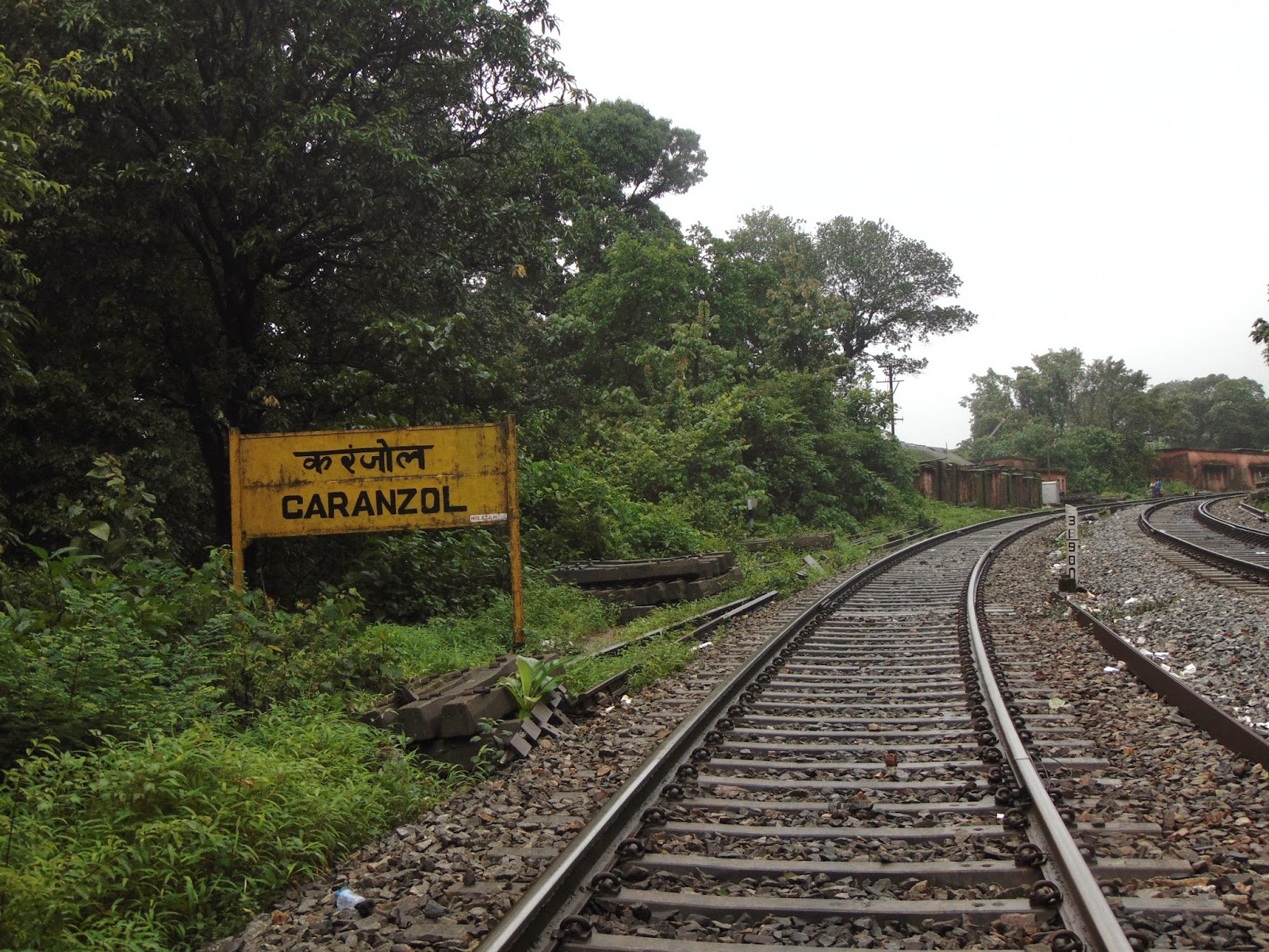 Castle Rock--Dudhsagar- The Real meaning of Incredible India: Dudhsagar ...