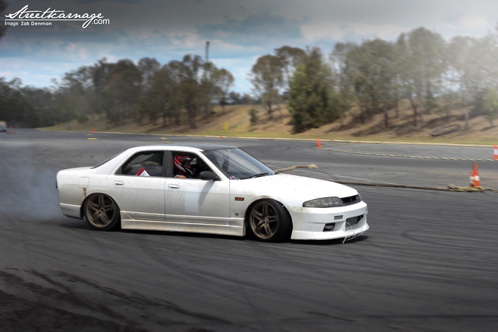 Streetkarnage Archives: GUILTY R33 4 DOOR @ MATSURI