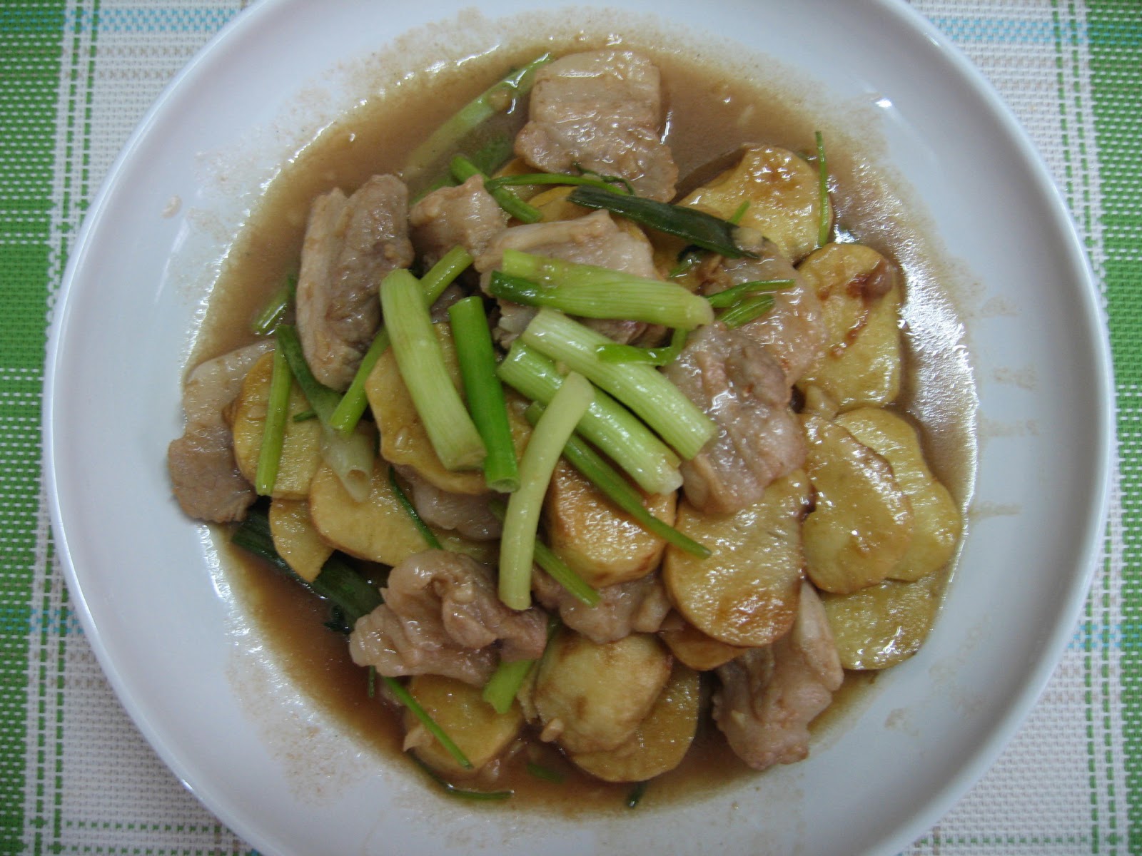 Sumptuous Flavours: Stir-Fried Arrow head With Pork Belly Slices 薯菇炒猪肉