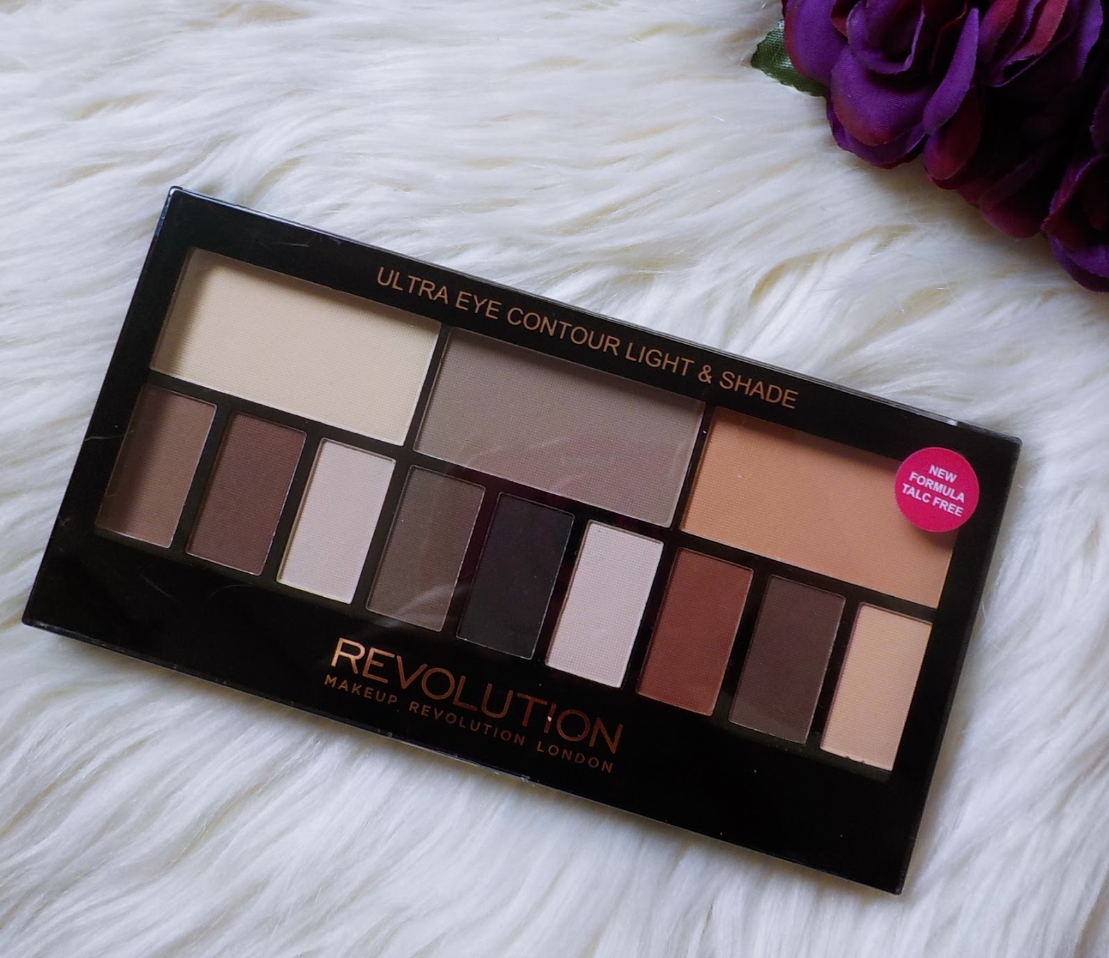 * Freak Muffin *: Makeup Revolution Ultra Eye Contour