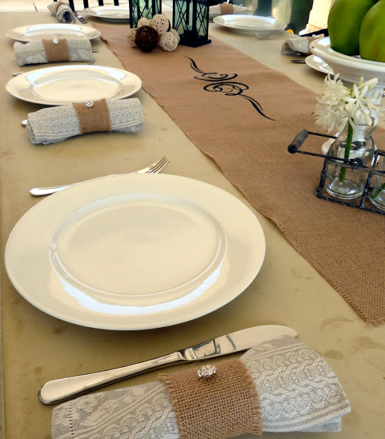 Stylish Settings: Burlap Table Setting