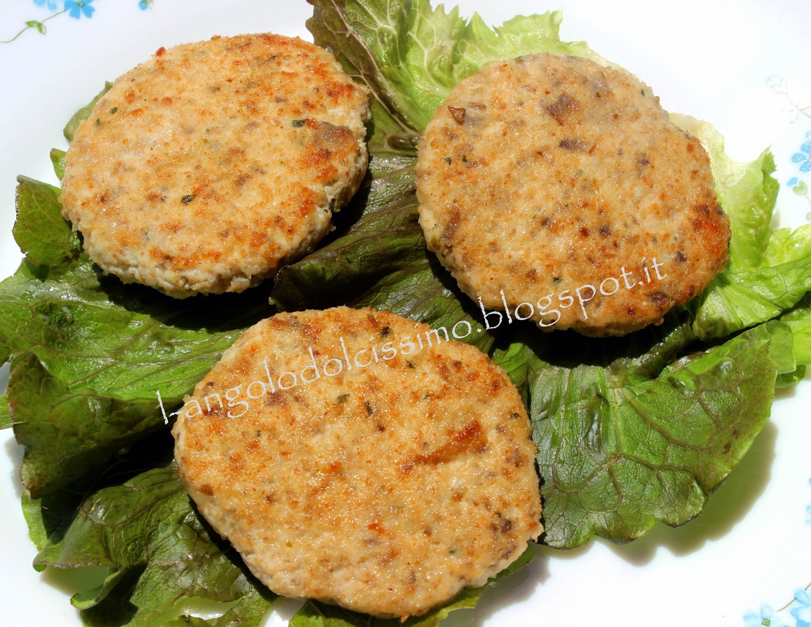 L' ANGOLO DOLCISSIMO : BURGER DI POLLO CON FUNGHI