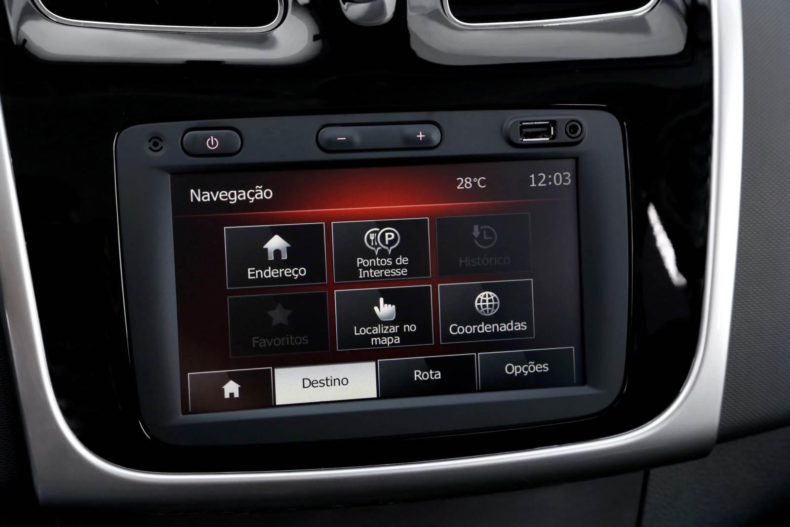 Novo Renault Sandero 2015: vídeo, preços e especificações