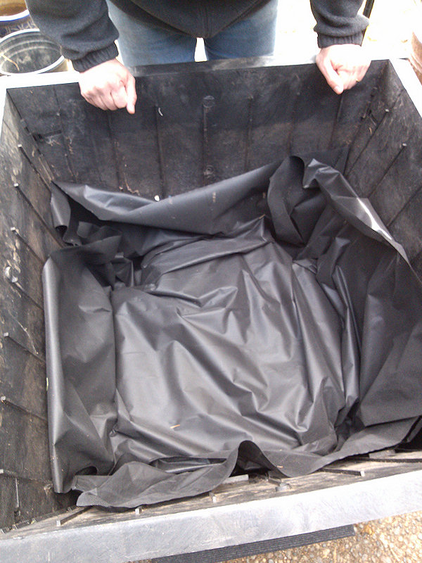 The Shade Gardener: How to make Sub-Irrigation Planters (SIPs)