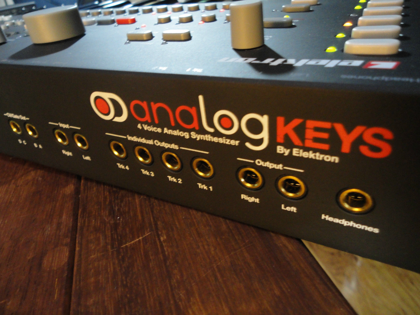 MATRIXSYNTH: Elektron Analog Keys - "Flagship" 4 Voice Analog Synthesizer