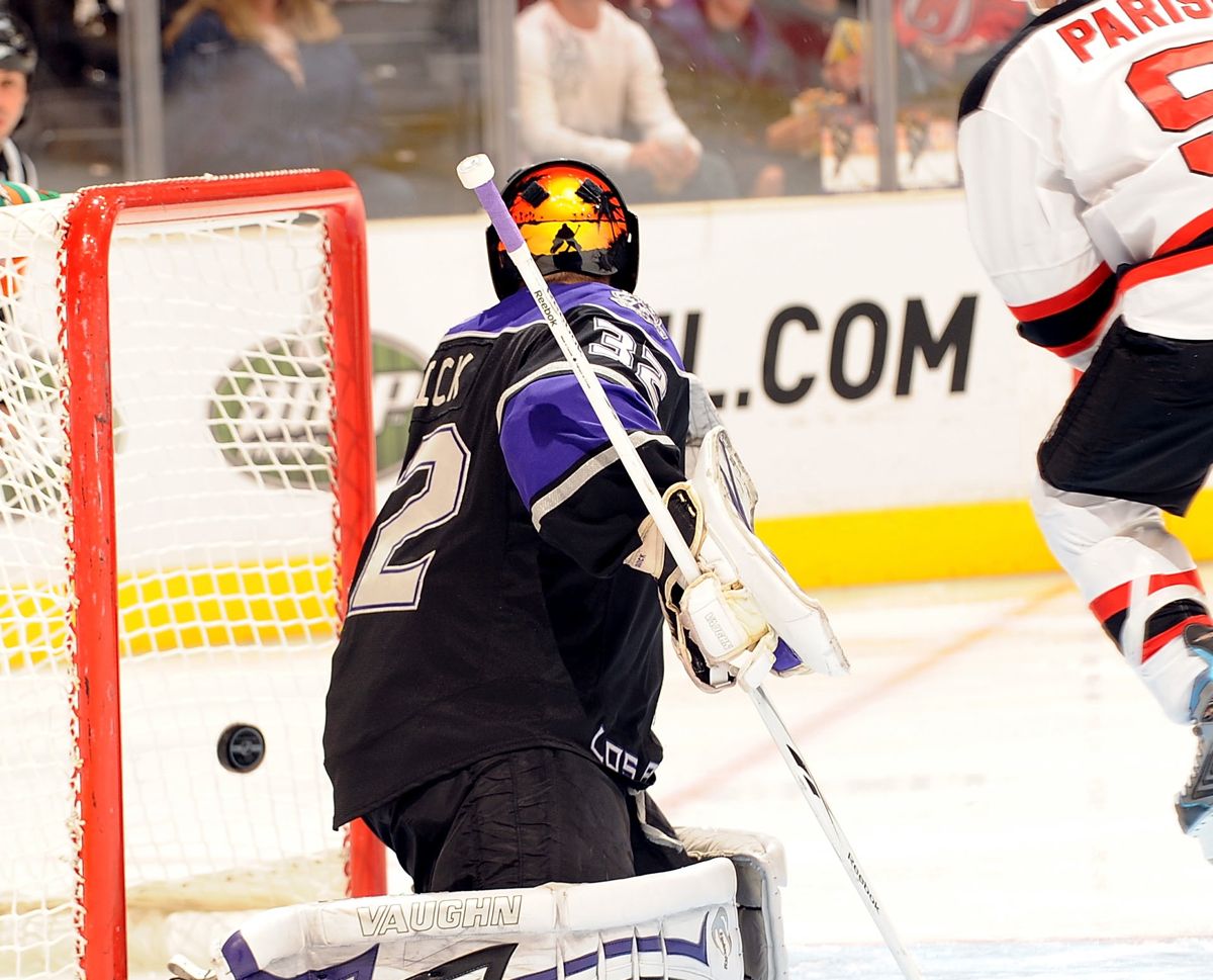MY HOCKEY CARD OBSESSION: RATE MY MASK - Jonathan Quick