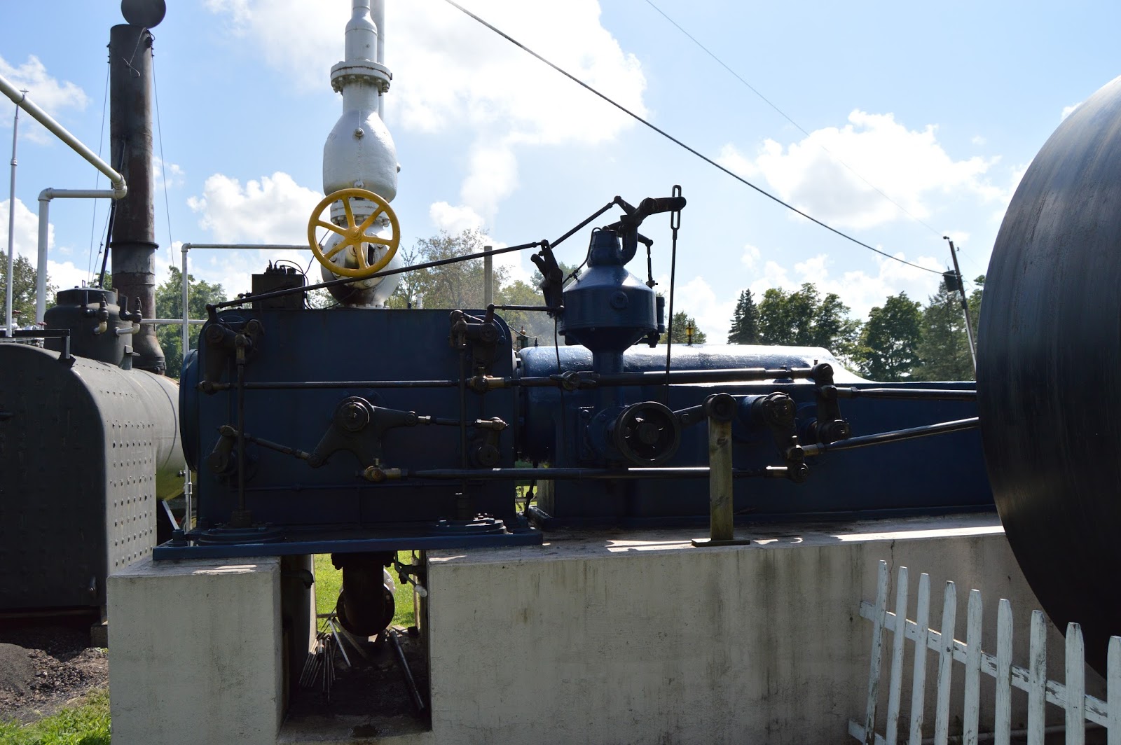 Industrial History: Hesston Steam Museum's Stationary Steam Engine Exhibit