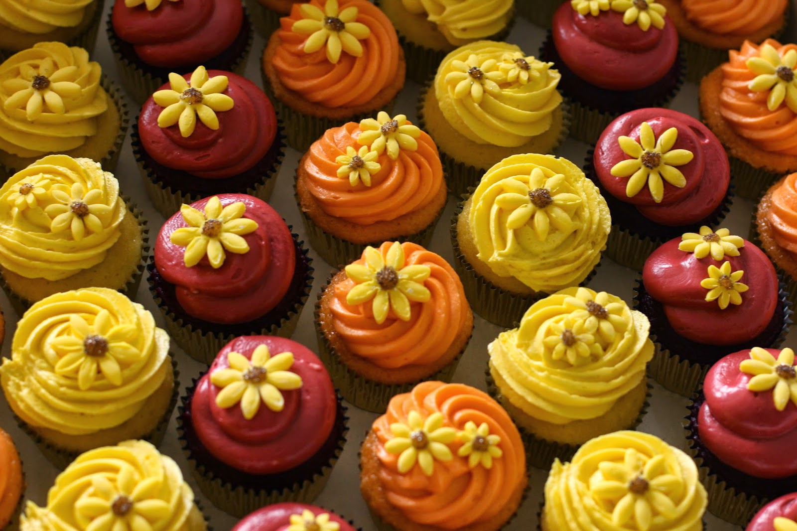 The Gano's: Fall Sunflower Wedding Cupcakes
