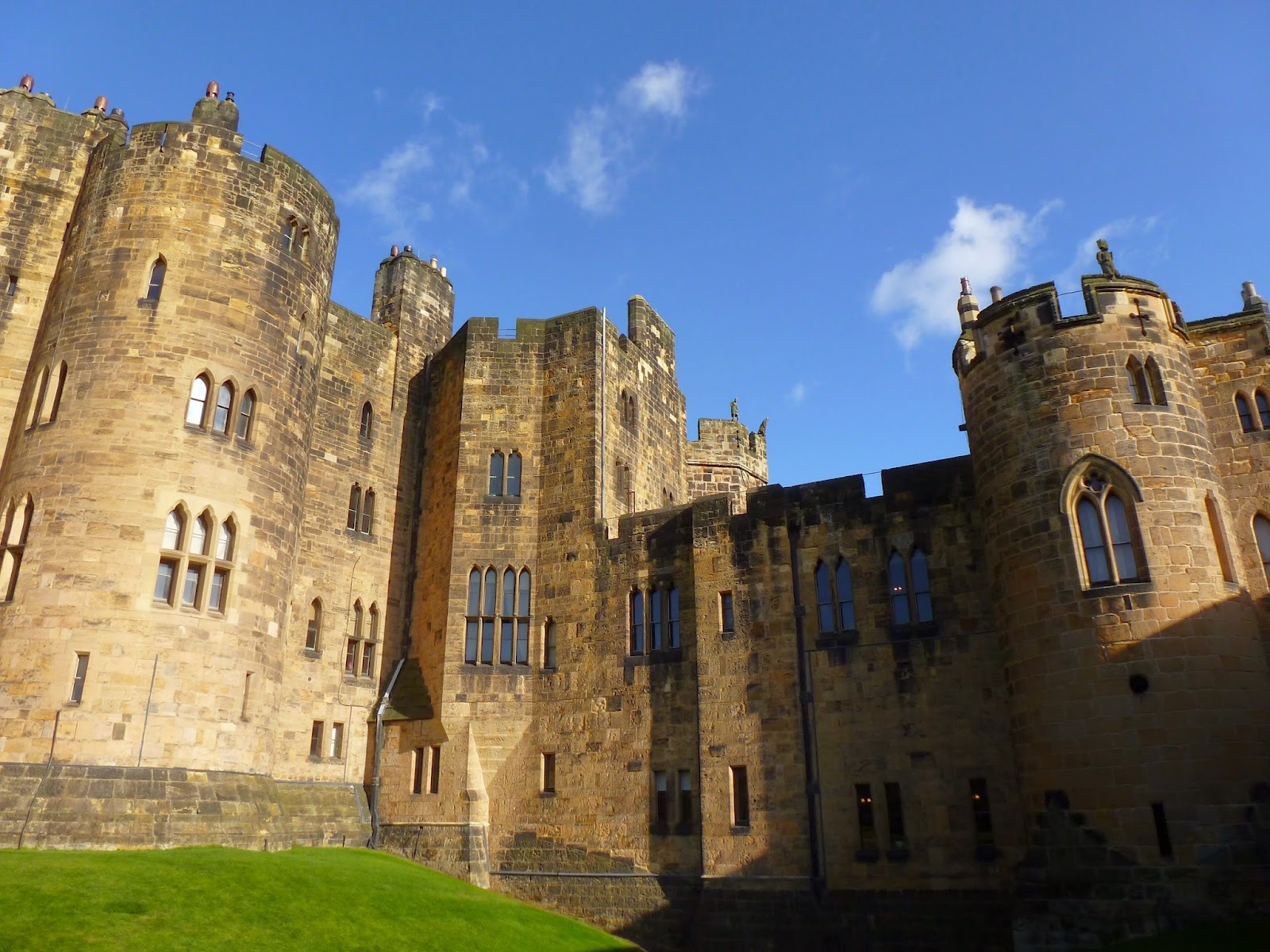 What Kate-Em did next.: Alnwick Castle - or should that be Brancaster?