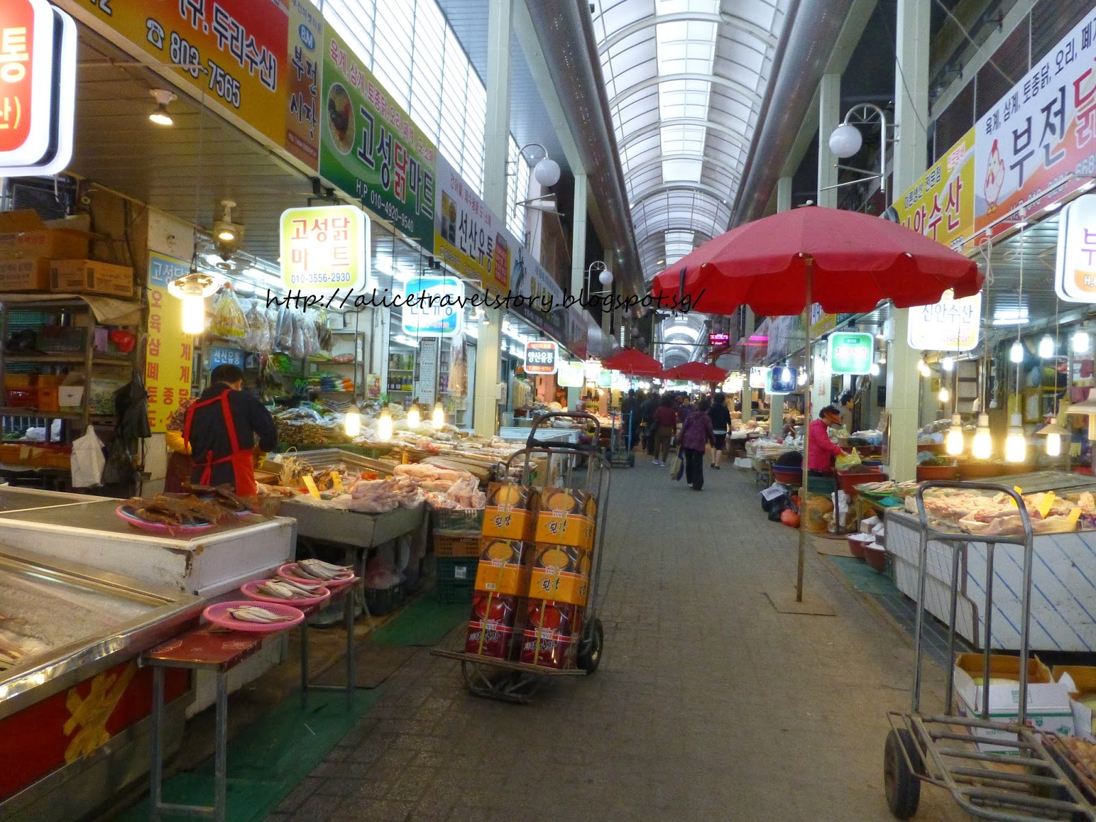 Alice Travelogue: Seoul and Busan Trip - Day 2 - Bujeon Market