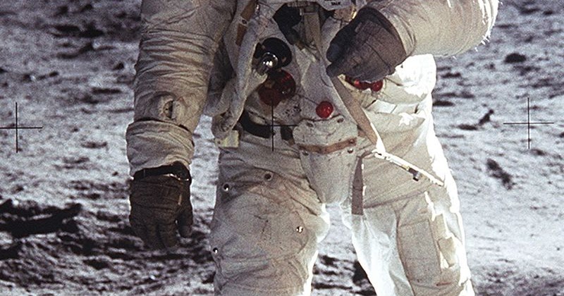 I MIEI SOGNI D'ANARCHIA - Calabria Anarchica: Buzz Aldrin (born Edwin ...