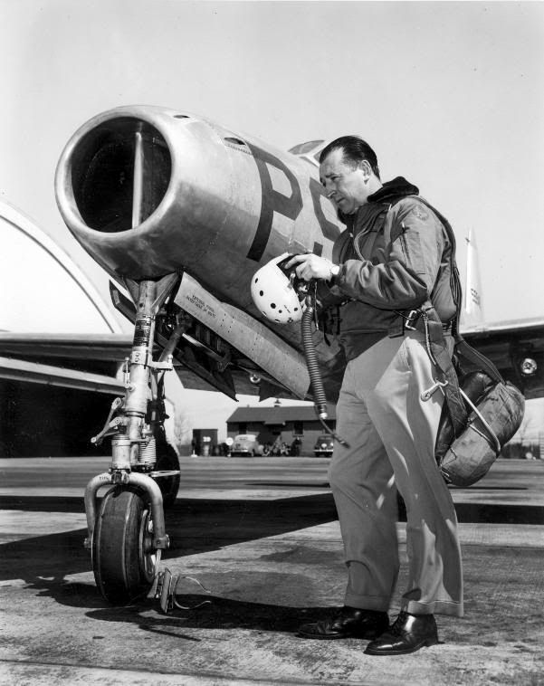 Test & Research Pilots, Flight Test Engineers: Carl A. Bellinger 1913 -1986