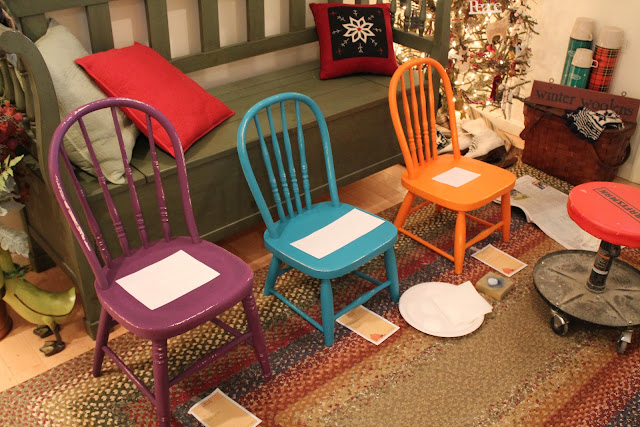 Elizabeth & Co.: Three Little Chairs
