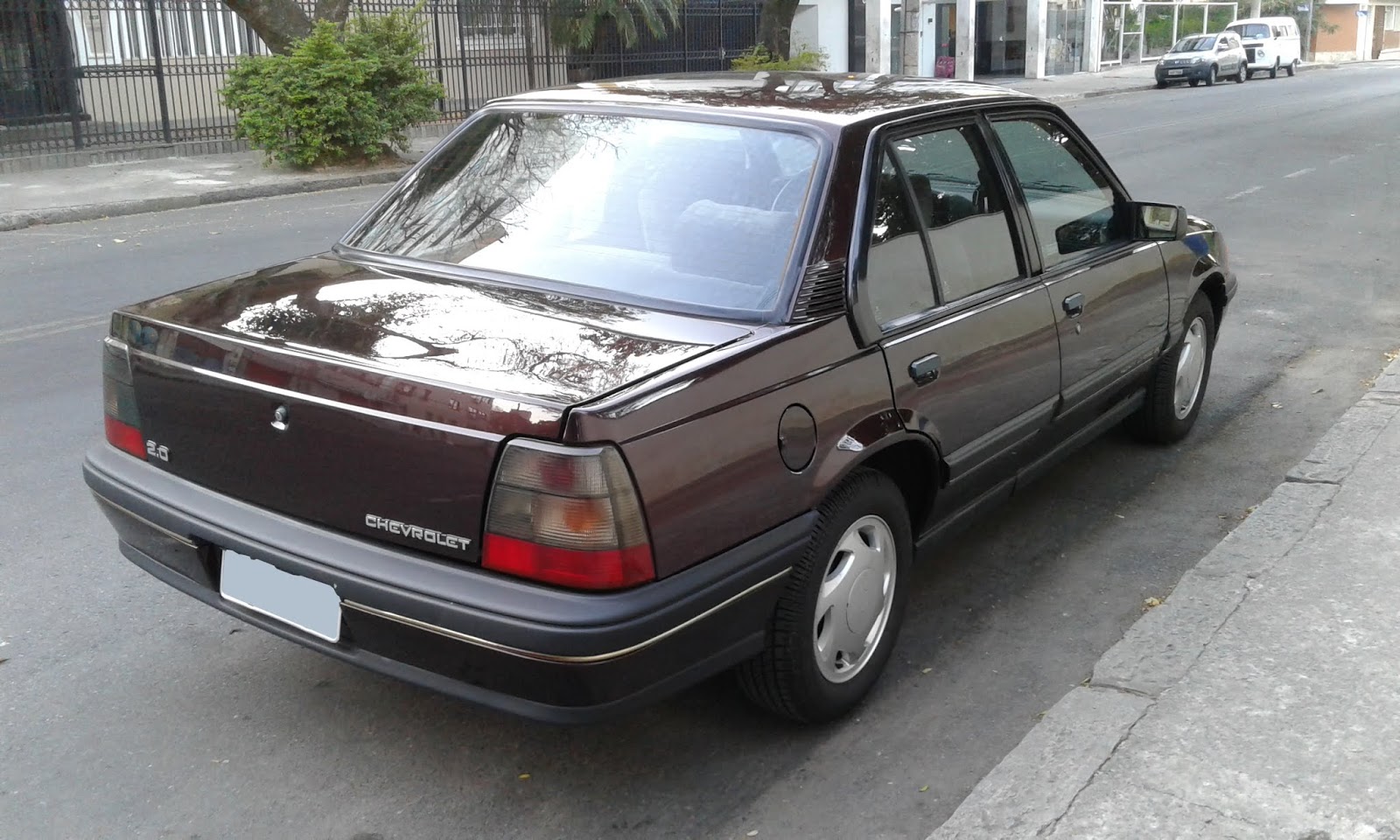 ACERVO DE UTILIDADES: Monza Classic SE 2.0 E.F.I. 1991/91 Automático