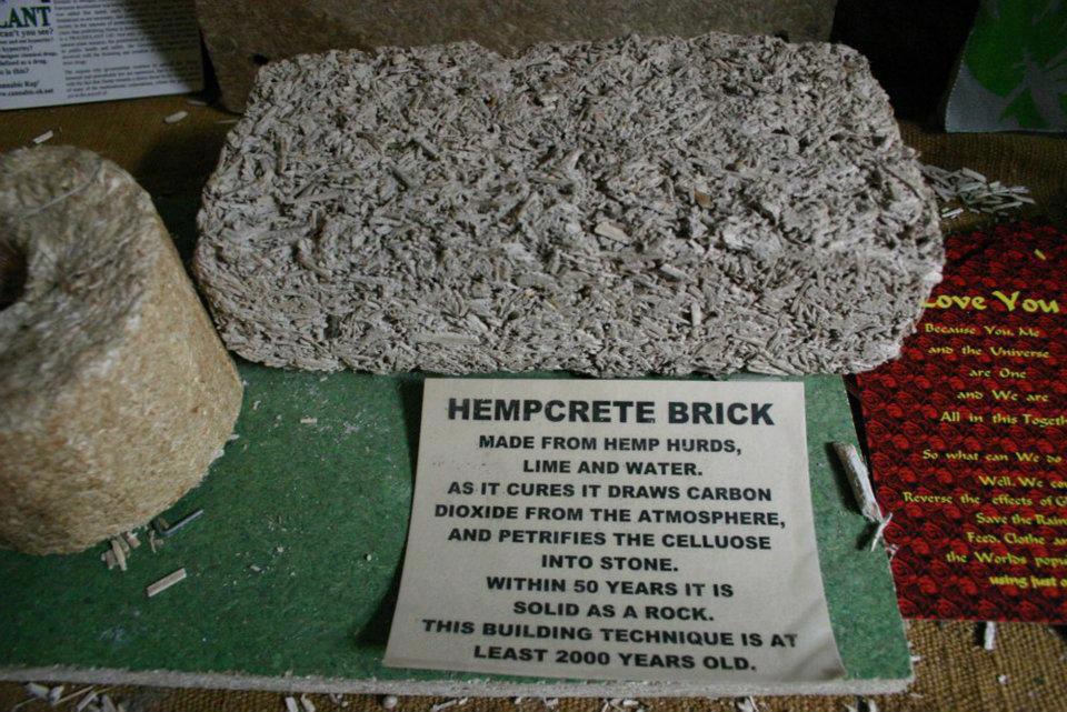 Love Light On Earth: Hempcrete brick