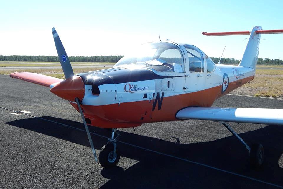 Central Queensland Plane Spotting: Piper PA-38-112 Tomahawk II VH-HAW ...