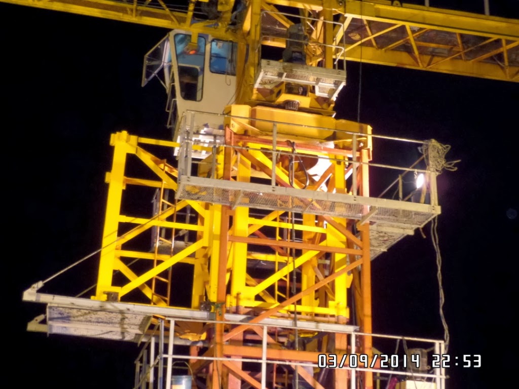 Marriott Resort Weligama Bay: Tower Crane Jack Up - 2014.03.09