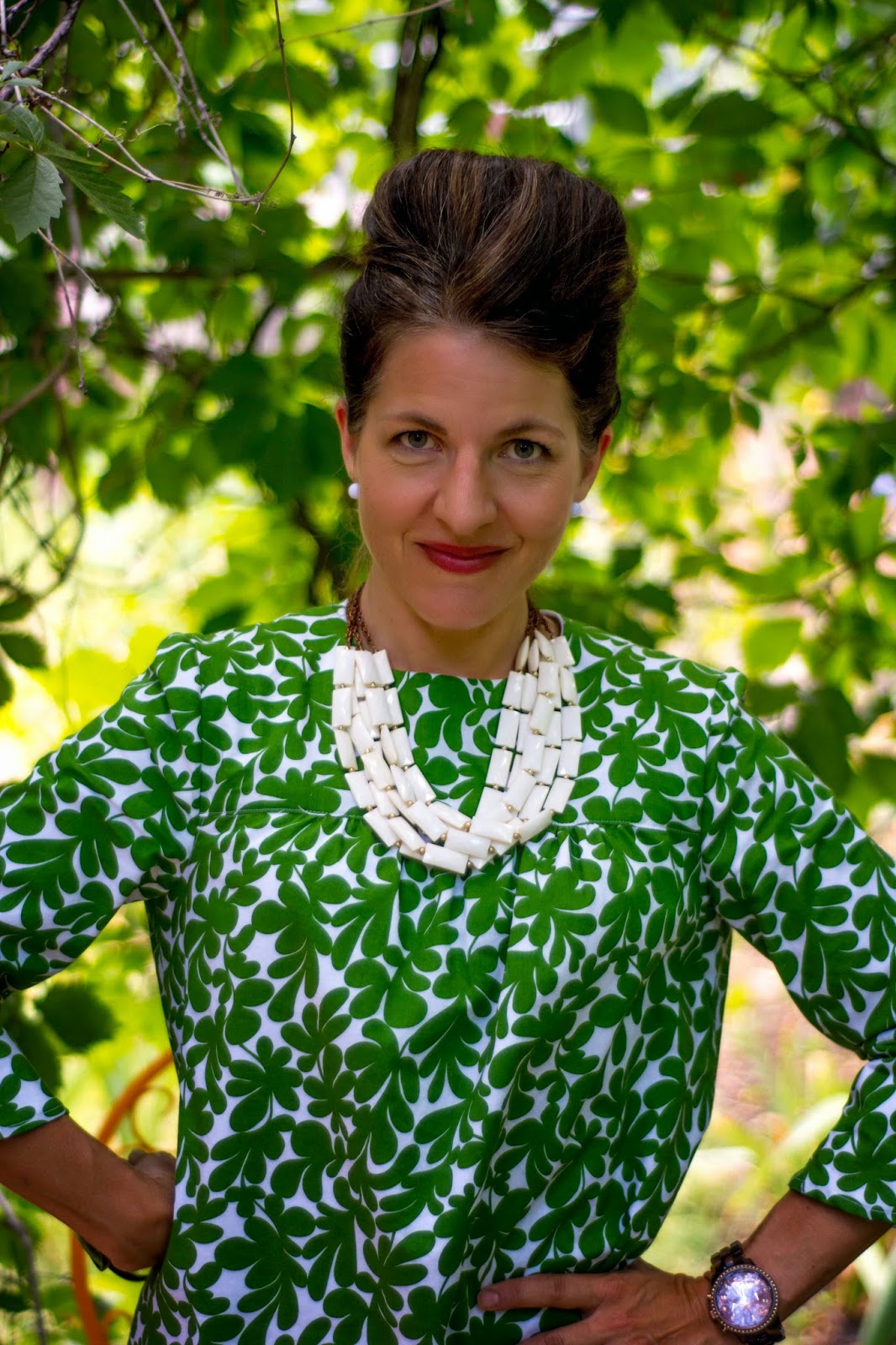 Aesthetic Nest: Sewing: Retro Shift Dress for Paris When it Sizzles