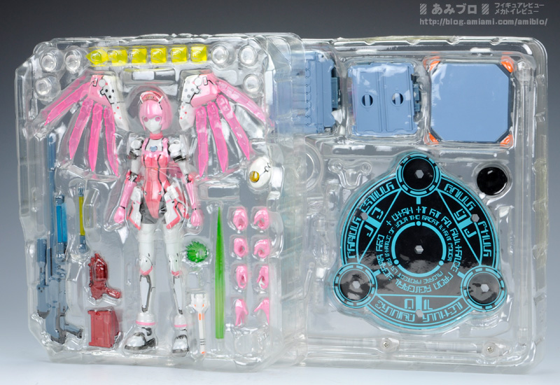 IL BLOG DI SAGITTARIOLUCENTE: Bandai - Chogokin: RAcaseal Eleanor ...