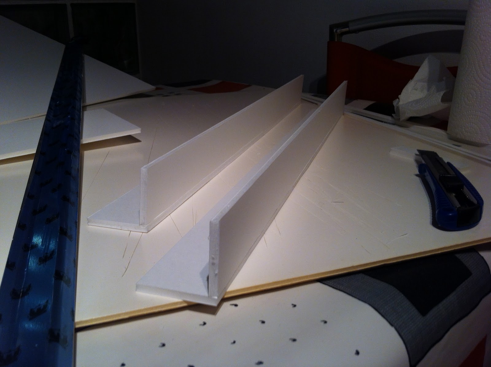 DunnyMania: How to build display stairs with 5mm foam board of 70x100 cm