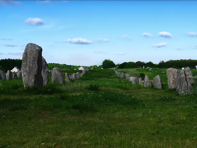 bensozia: The Stones of Carnac