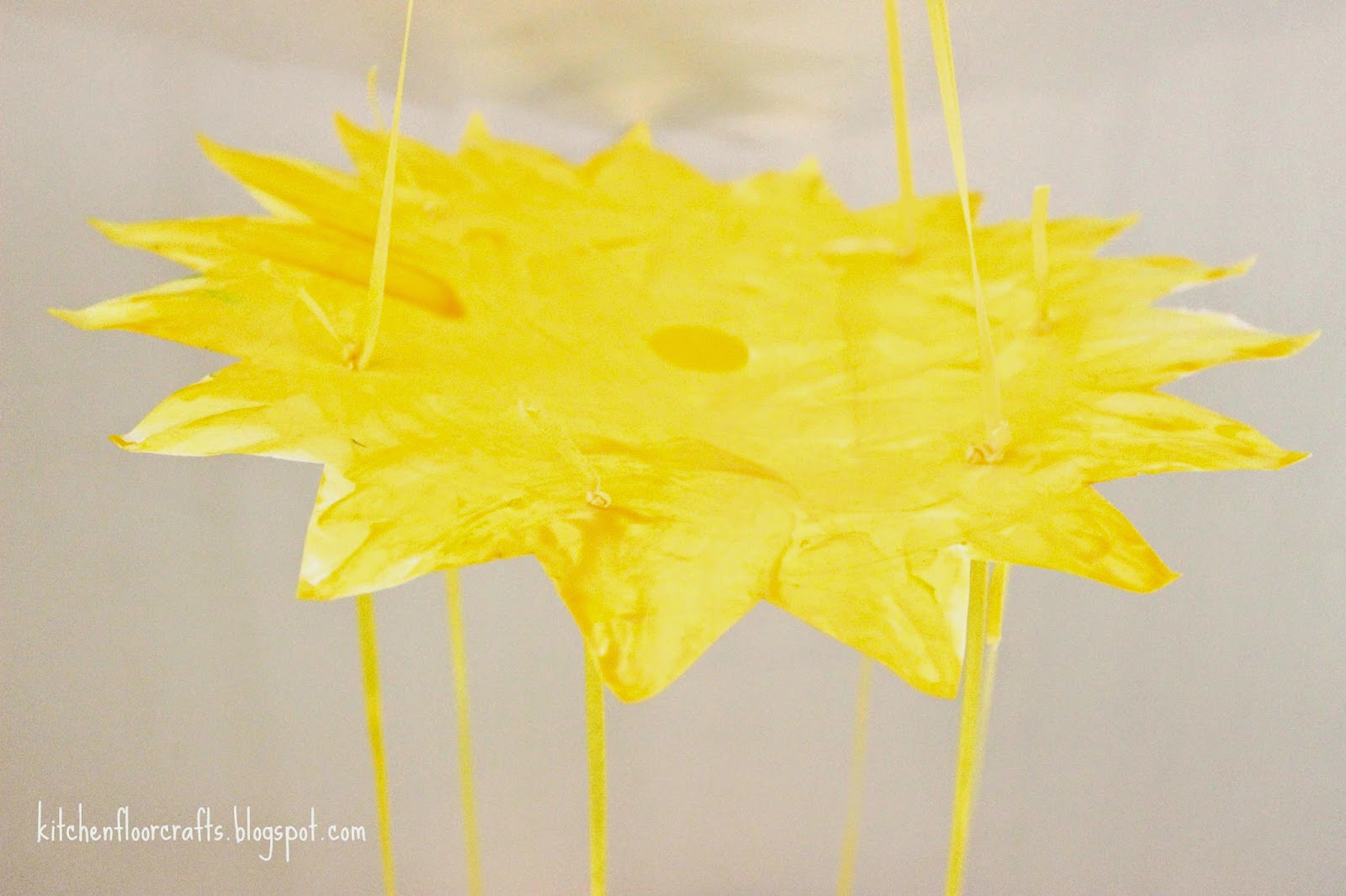 Kitchen Floor Crafts: Sun Mobile inspired by Gail Gibbons