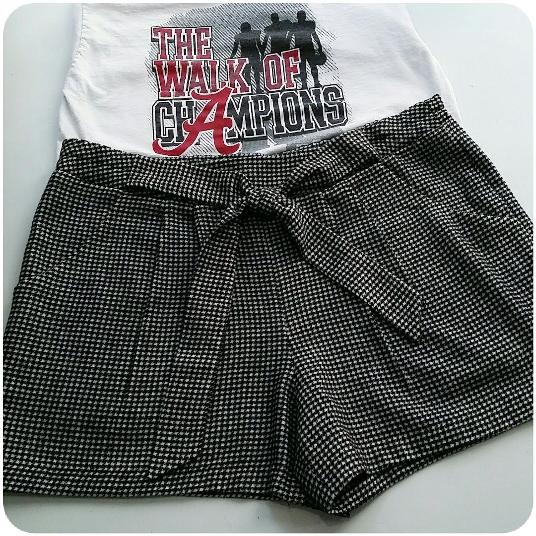 Showing Your Team Spirit! | Erica Bunker | D.I.Y. Style! | Bloglovin’