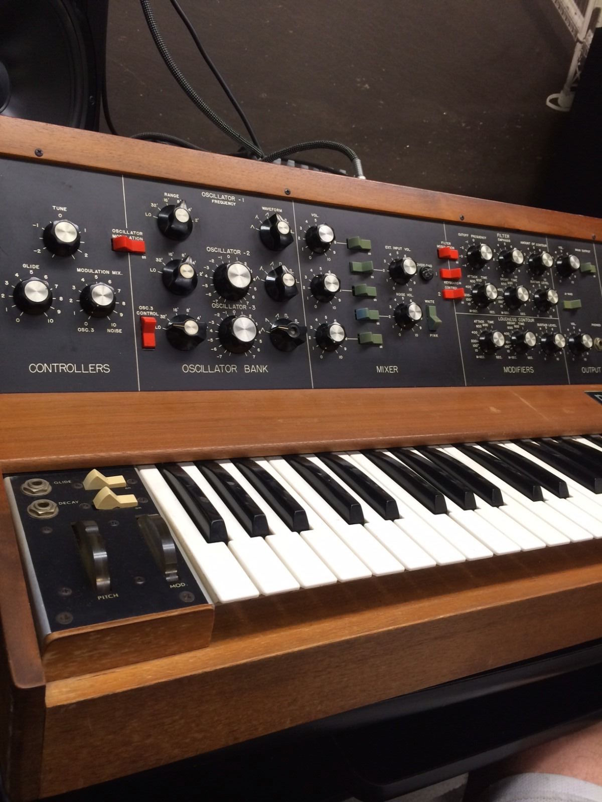 MATRIXSYNTH: 1972 Moog Minimoog D Synthesizer - RA Boards & Clear Wheels