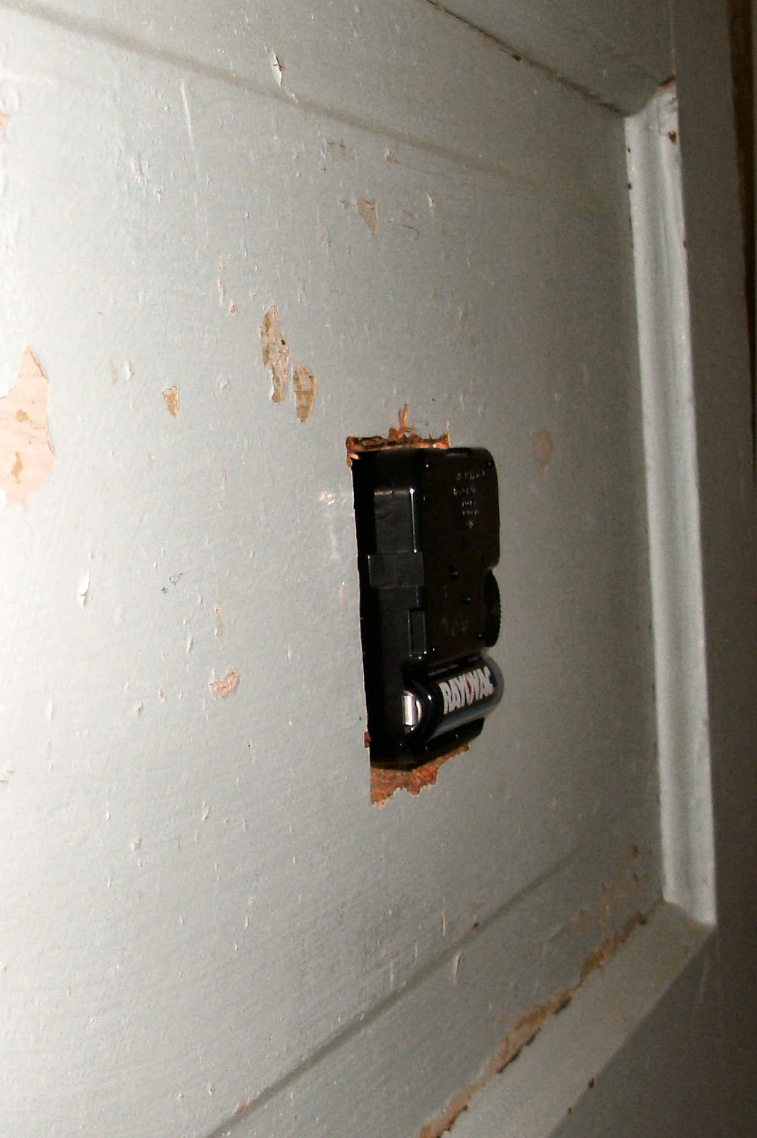 DIY Up-cycled Vintage Door Clock - Little Vintage Cottage