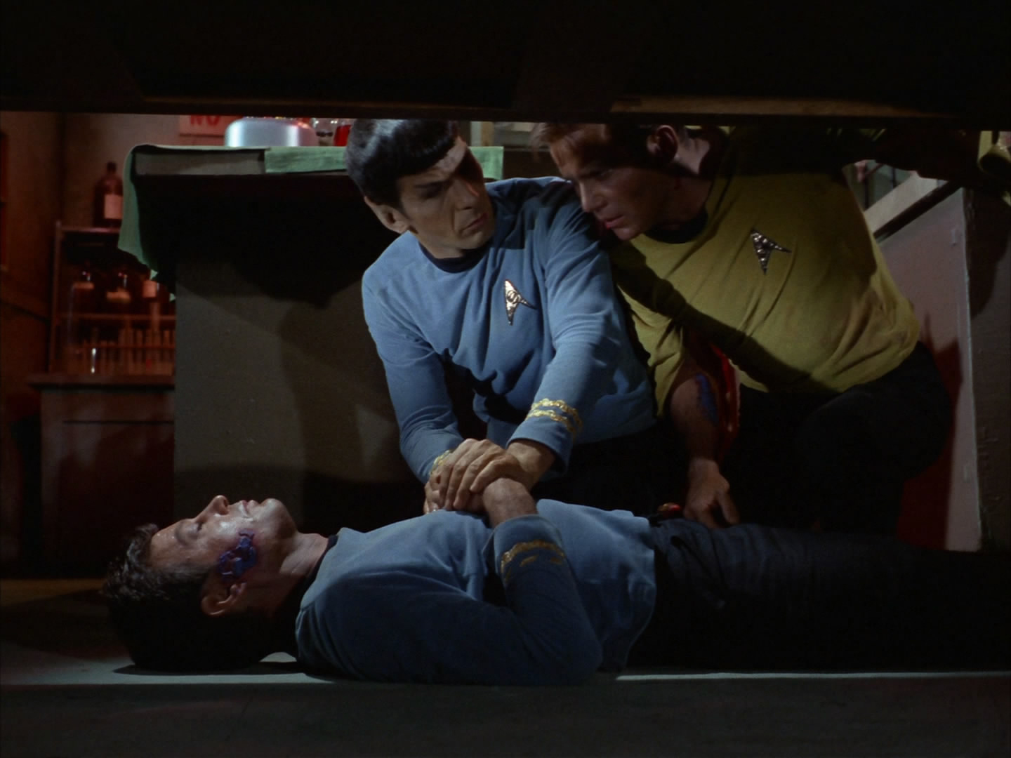 The Flaming Nose: The TV Sidekick Blogathon: Dr. Leonard "Bones" McCoy ...