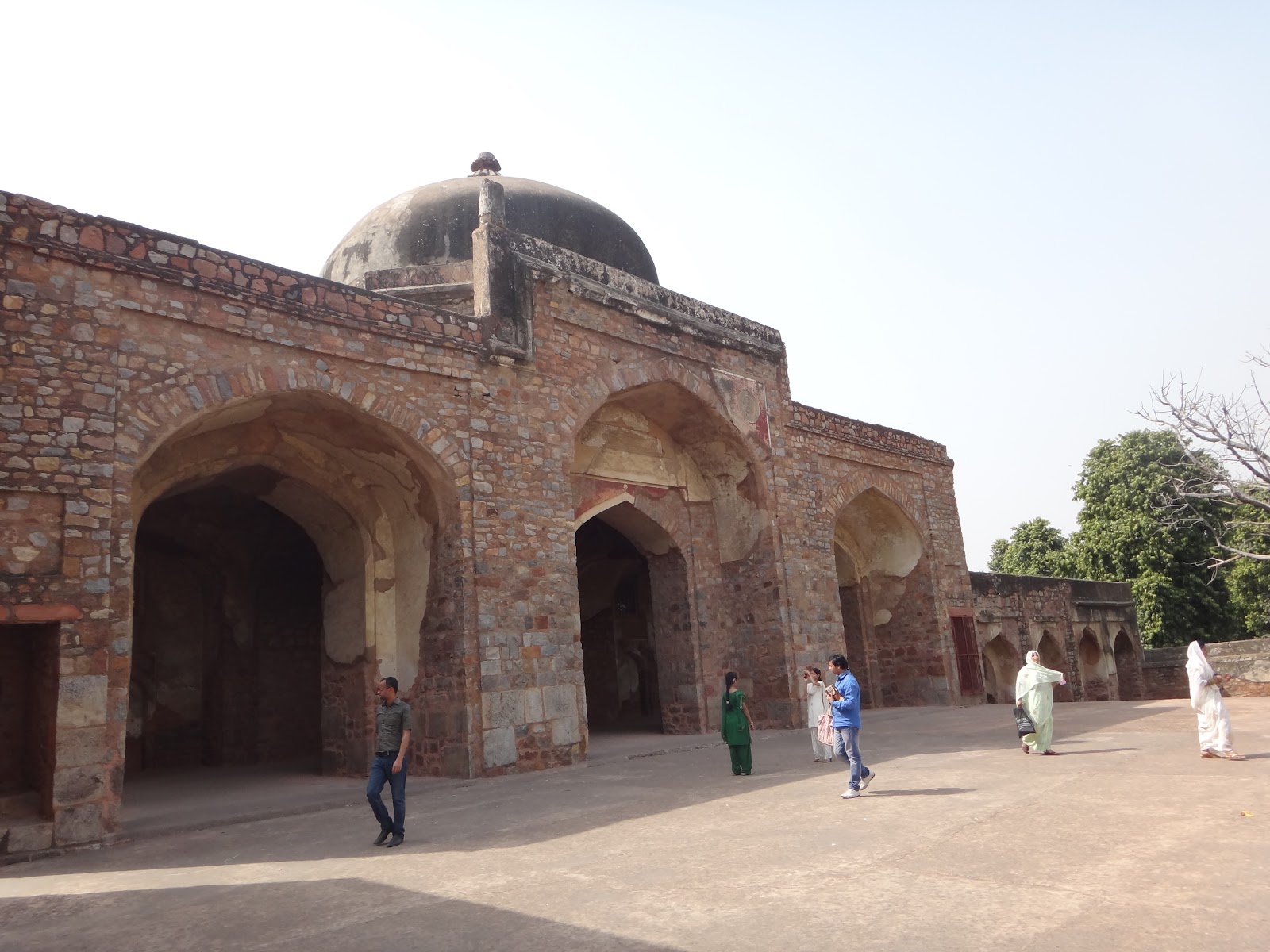 India sa Aking mga Mata: Afsarwala Tomb and Mosque: structural admiration